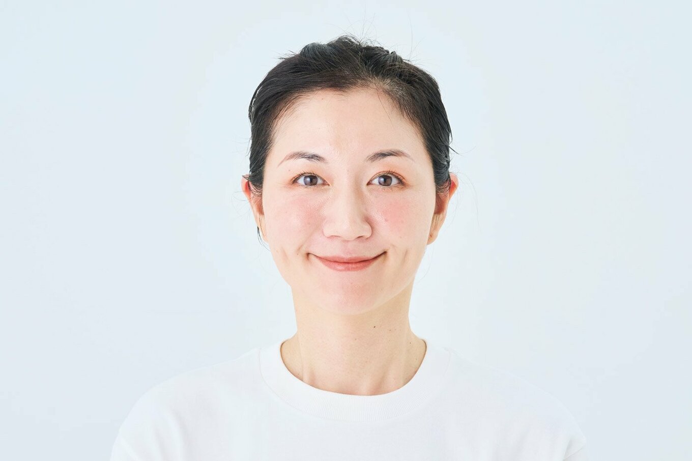 40代、50代の「ほうれい線」が浅くなるセルフマッサージ。1回5分でOK | ESSEonline（エッセ オンライン）