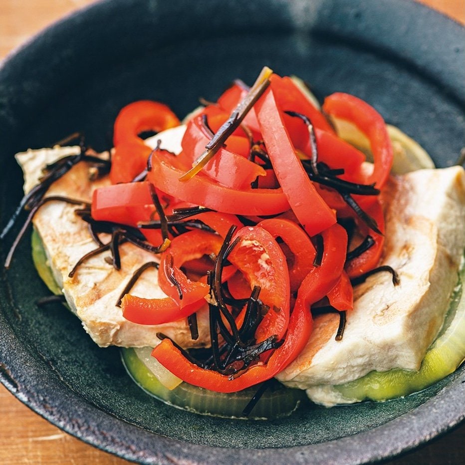 旬が近い「カジキ」の新定番おかず。レンジ加熱だけでうま味を引き出す | ESSEonline（エッセ オンライン）