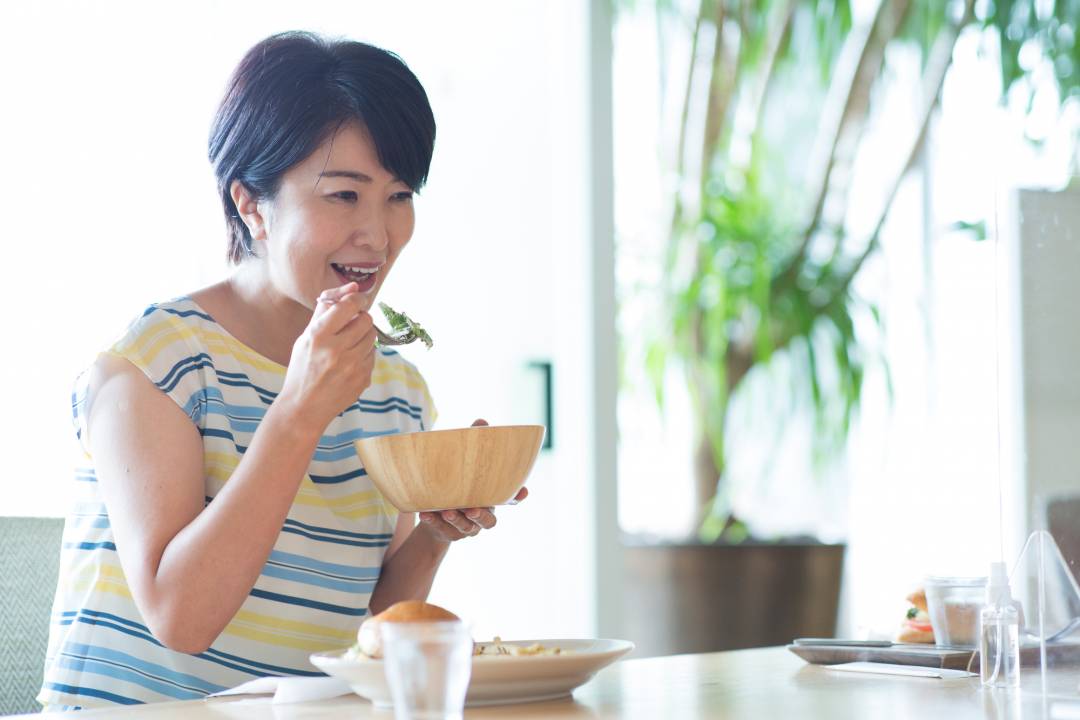 40代以降は、1日3食は食べすぎ。不調をもたらす意外な食習慣 Esseonline(エッセ オンライン)