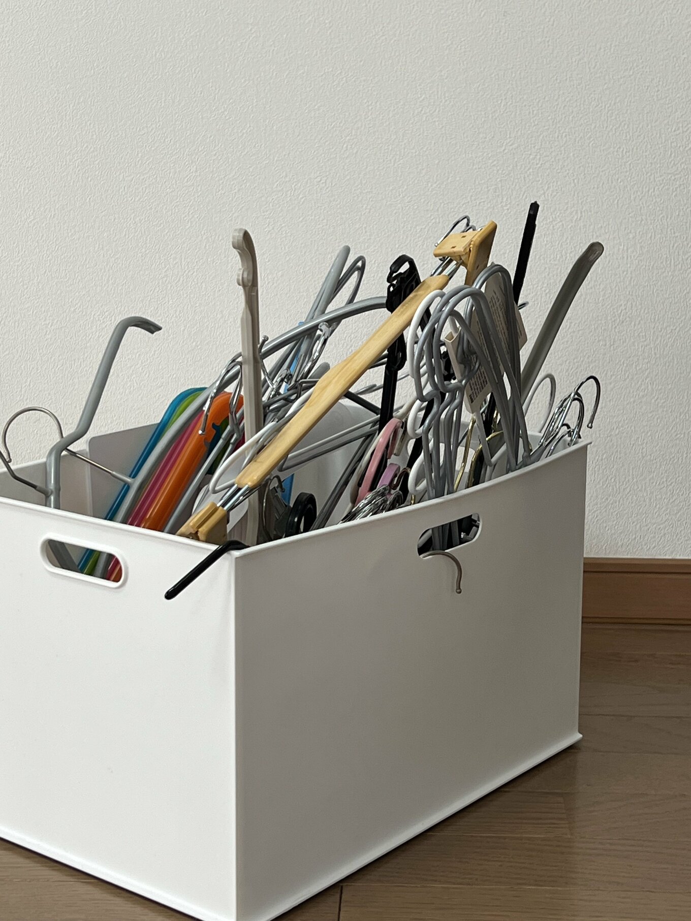 [写真](1ページ目)片づかない家に「必ず」あふれているもの8つ。今すぐ捨てても問題なし | ESSEonline（エッセ オンライン）