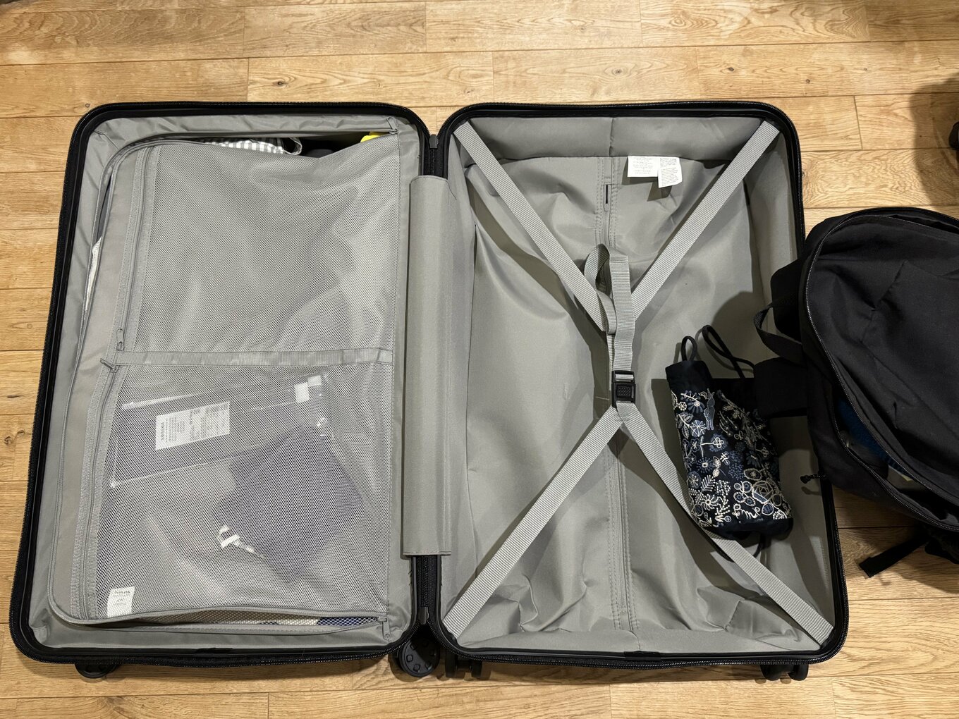 2泊3日旅行、荷物を軽くする「パッキング術」。無印良品の圧縮ケースが大活躍 | ESSEonline（エッセ オンライン）