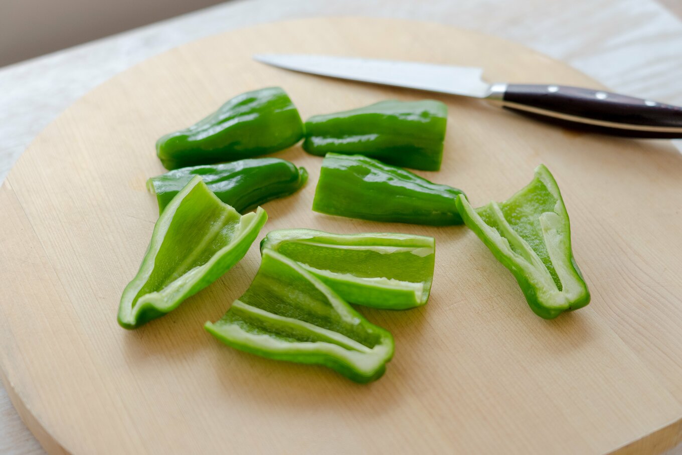 無限に食べられる「ピーマン肉巻き」。中から出てくるチーズもたまらない | ESSEonline（エッセ オンライン）