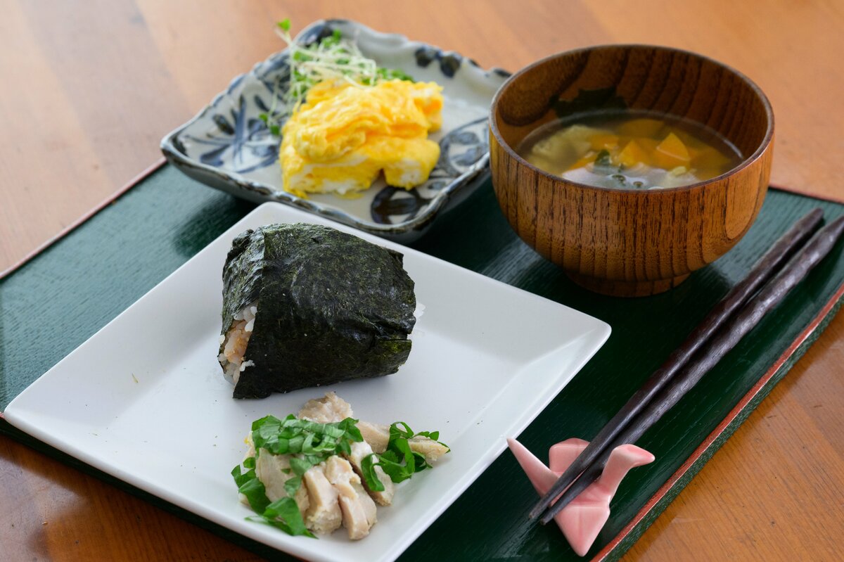 70代、ひとり暮らしの食費は「月1万円」。コツは“おいしく長もちする保存術”：1月に読みたい記事 | ESSEonline（エッセ オンライン）