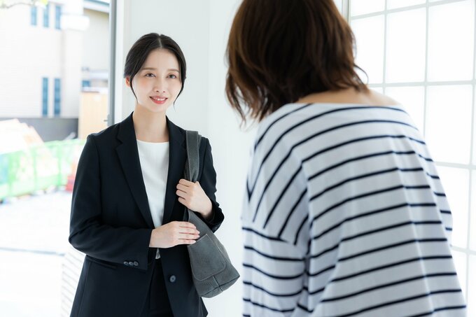 早朝、自宅に来た怖い女の正体は…：セックスレス・綾子さんの場合4 | ESSEonline（エッセ オンライン）