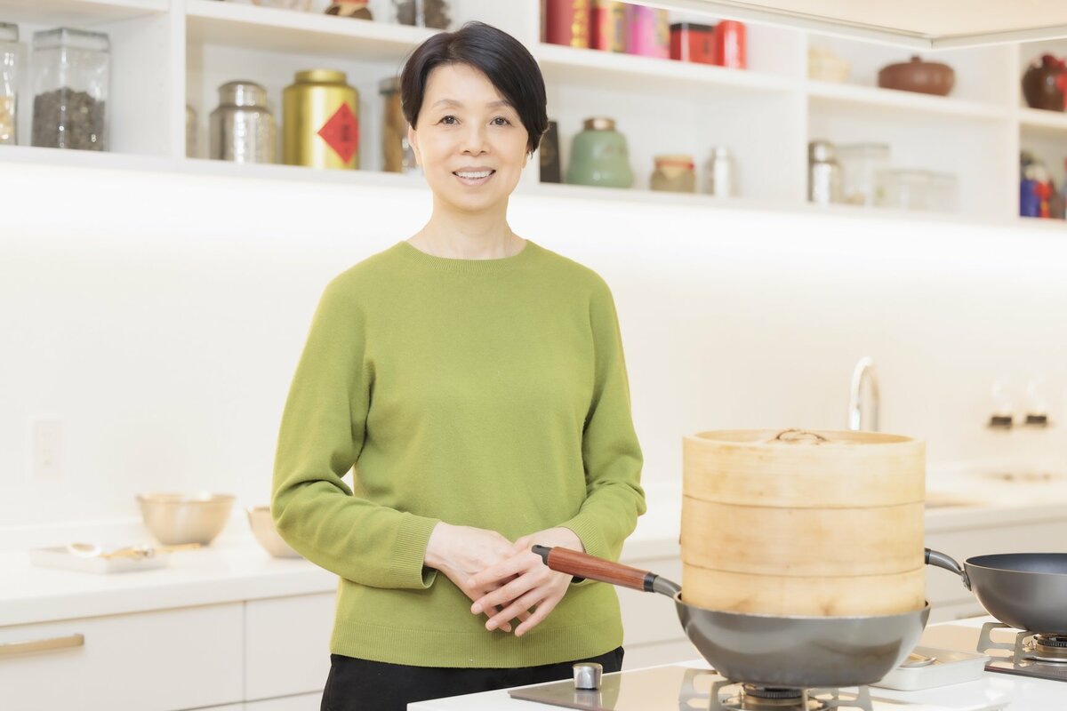 料理家ウー・ウェンさんが教える料理が上達するコツ。「レシピ通りにつくるだけでいい」 | ESSEonline（エッセ オンライン）