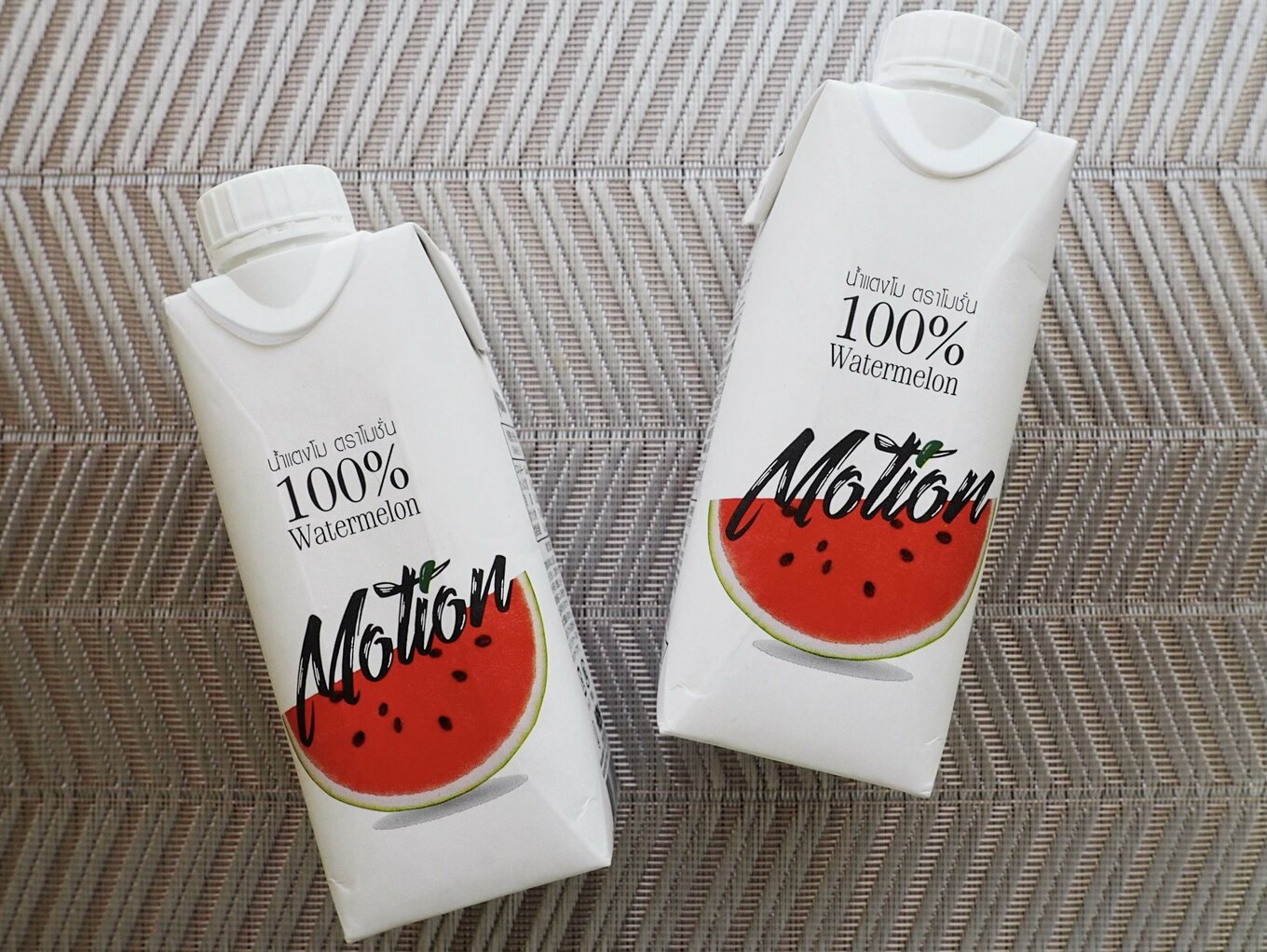 カルディの想像以上に「真っ赤なスイカジュース」。意外とハマる濃い味わいはアレンジにも最適 | ESSEonline（エッセ オンライン）