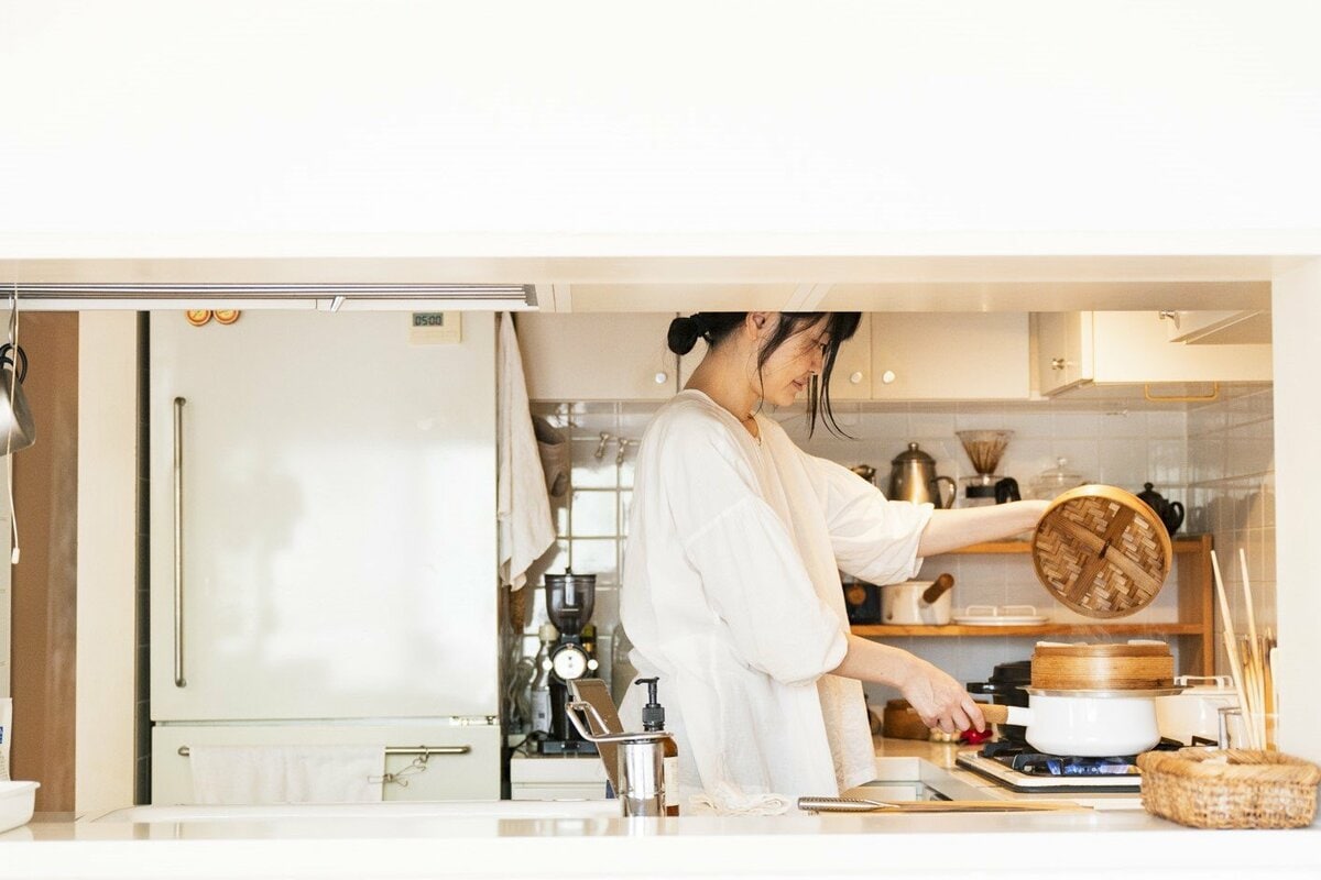 メインは夫、おつまみは妻が料理。40代夫婦のコース仕立てな「夜ごはん」 | ESSEonline（エッセ オンライン）