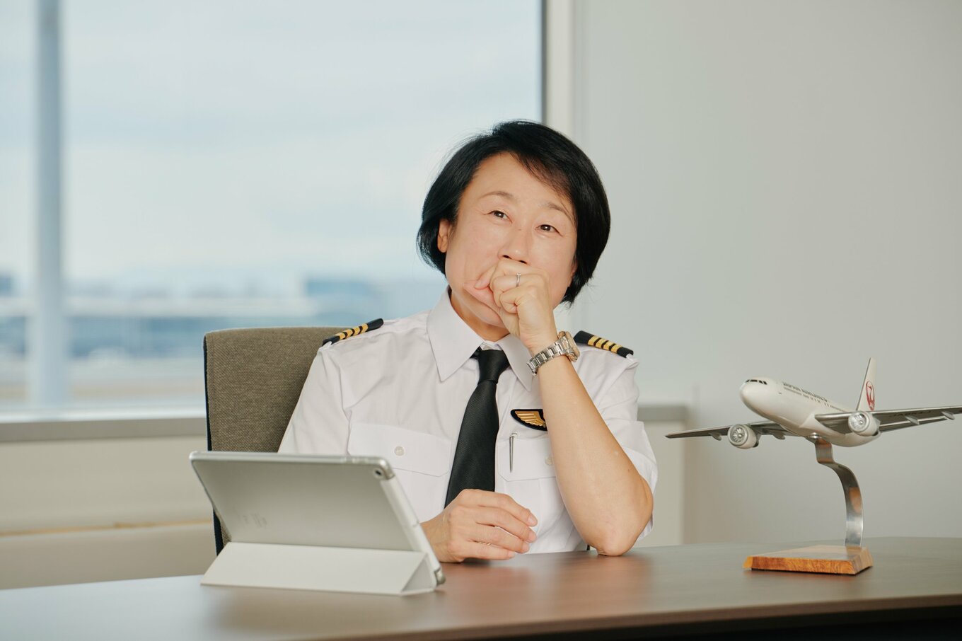 JALで女性初の大型機機長は3児の母。「双子を生んだあとは壮絶で記憶もなくて…」 | ESSEonline（エッセ オンライン）