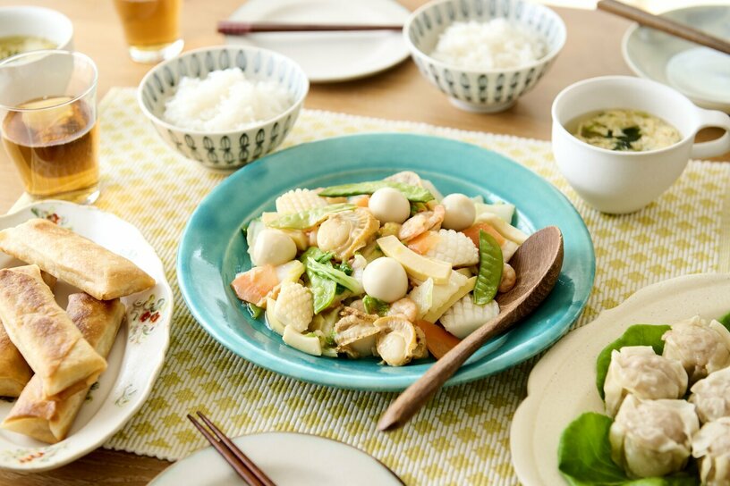 ダイソー220円「マルチ万能ほうき」で掃除が快適に。家じゅうピカピカ、梅雨にも便利 | ESSEonline（エッセ オンライン）