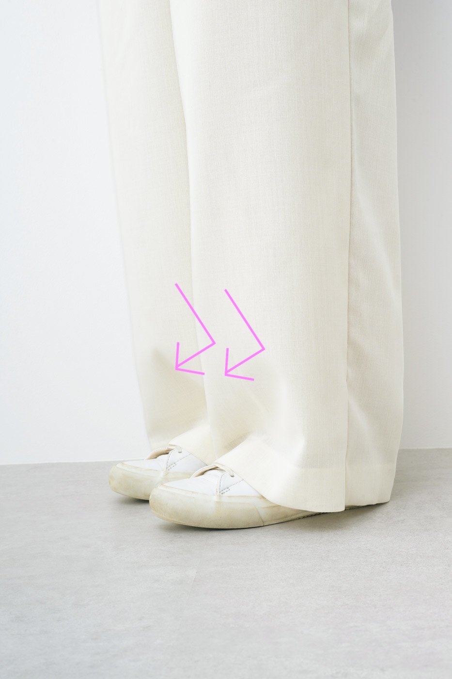 50代、「カジュアル服があか抜ける」簡単テク5連発。定番シャツコーデを格上げ | ESSEonline（エッセ オンライン）