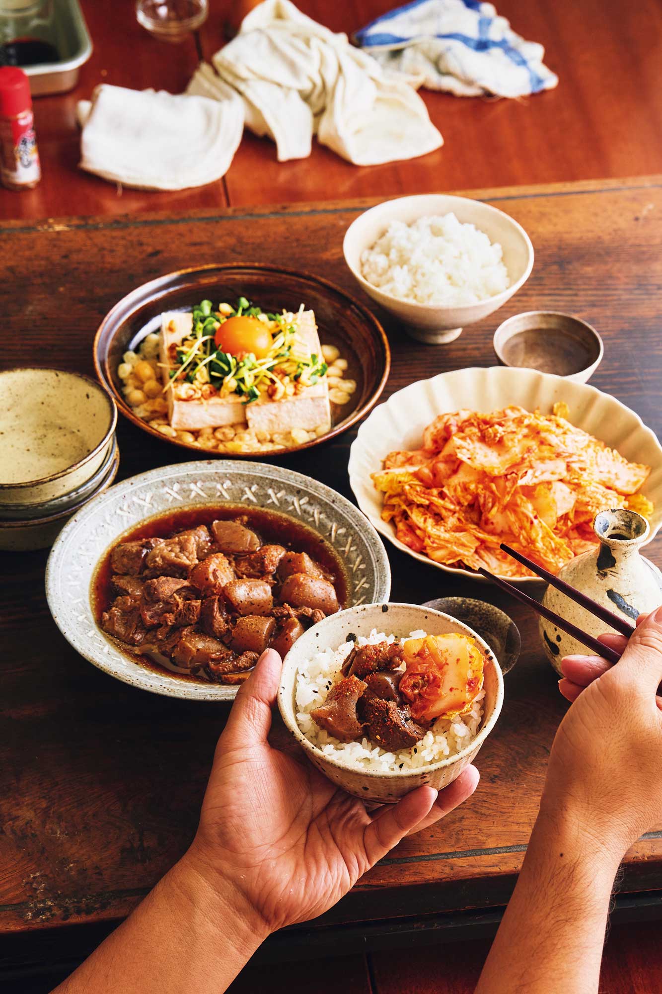 [写真](1ページ目)包丁もコンロも使わないスピードレシピ2品。疲れて限界のときでもつくれる | ESSEonline（エッセ オンライン）