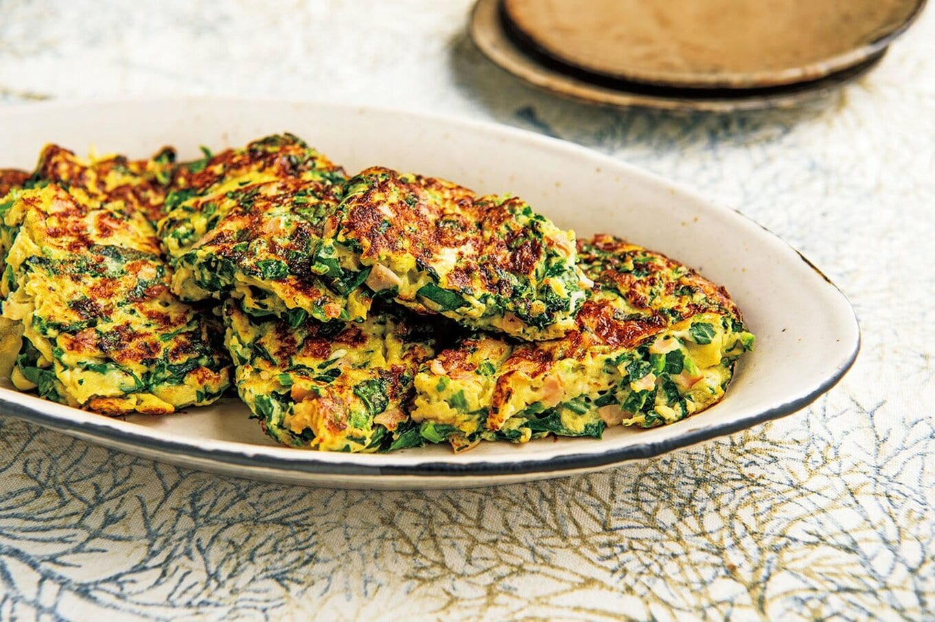 [写真](1ページ目)笠原将弘さんの絶品「卵」レシピ2つ。混ぜて焼くだけで簡単に完成【2023年フード部門3位】 | ESSEonline（エッセ オンライン）