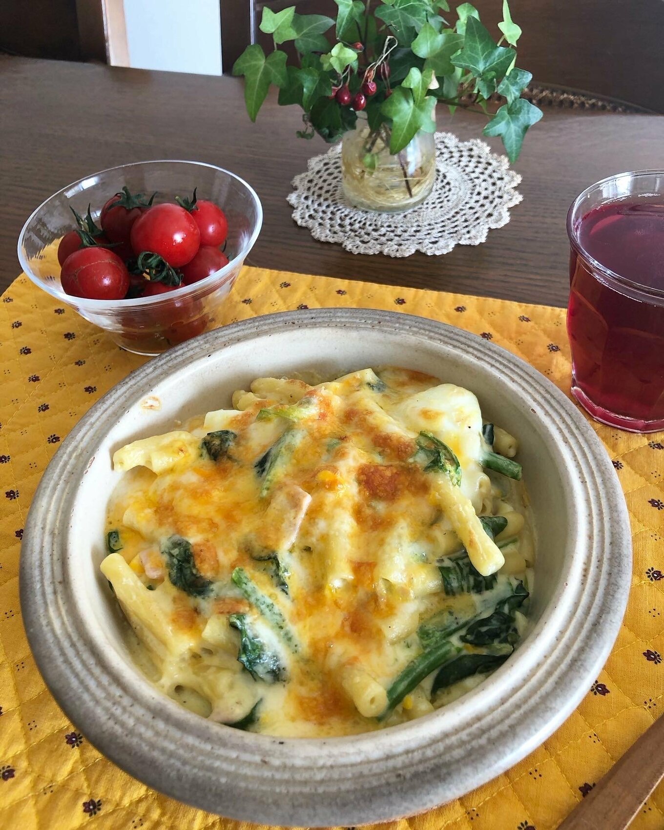 [写真](1ページ目)72歳・ひとり暮らしの「リアルな食事」。家族がいたときと同じ分量でつくる”冷凍ストック”が活躍 | ESSEonline（エッセ オンライン）