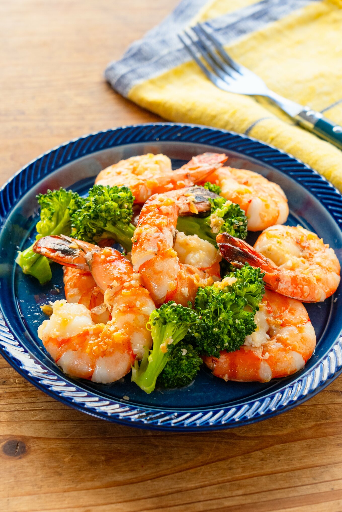 [写真](1ページ目)プリプリなエビがやみつき「ガーリップシュリンプ」。年末のパーティにもぴったり | ESSEonline（エッセ オンライン）