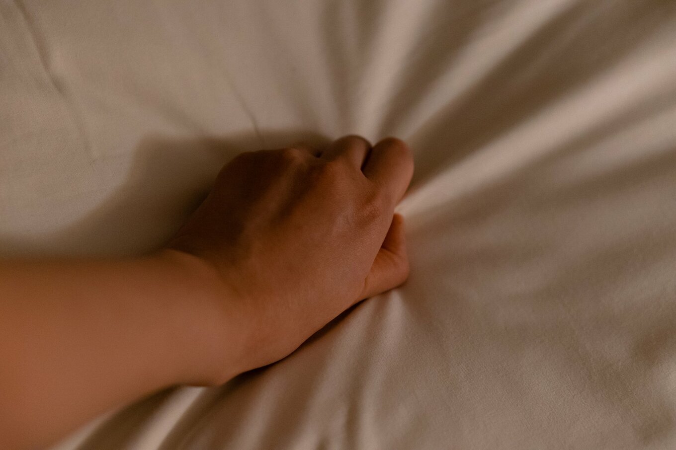 [写真](1ページ目)「私たち、セックスレスになってる…」夫と話し合えない40代の私：優子さんの場合3 | ESSEonline（エッセ オンライン）