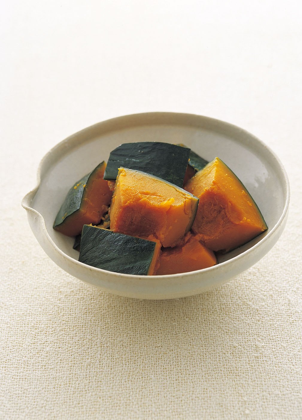 冬の定番、カボチャの煮物の基本レシピ。調味料の黄金比は「1：1：1」 | ESSEonline（エッセ オンライン）