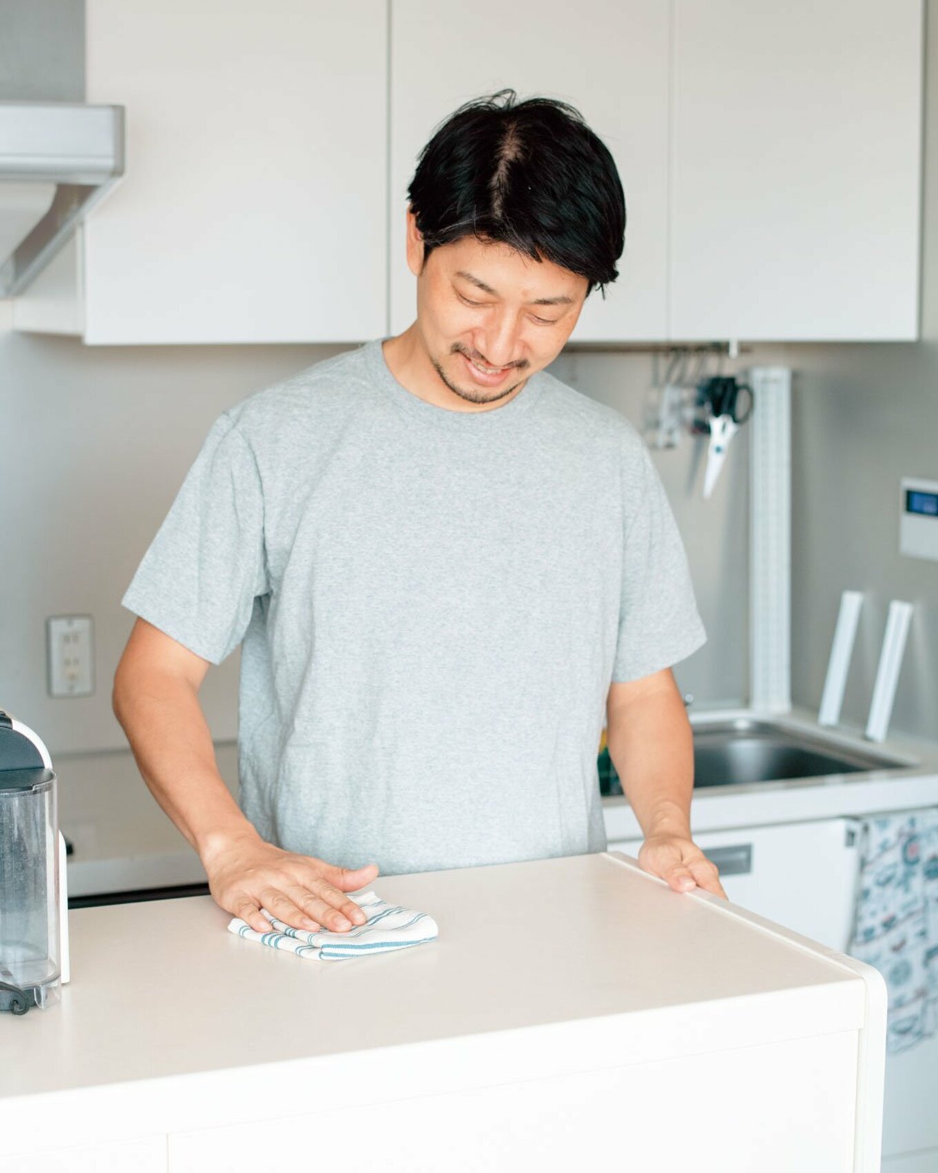 [写真](1ページ目)玄関・クローゼットがすっきり変わる捨て方。不要品を「ゴミにしない」コツも | ESSEonline（エッセ オンライン）