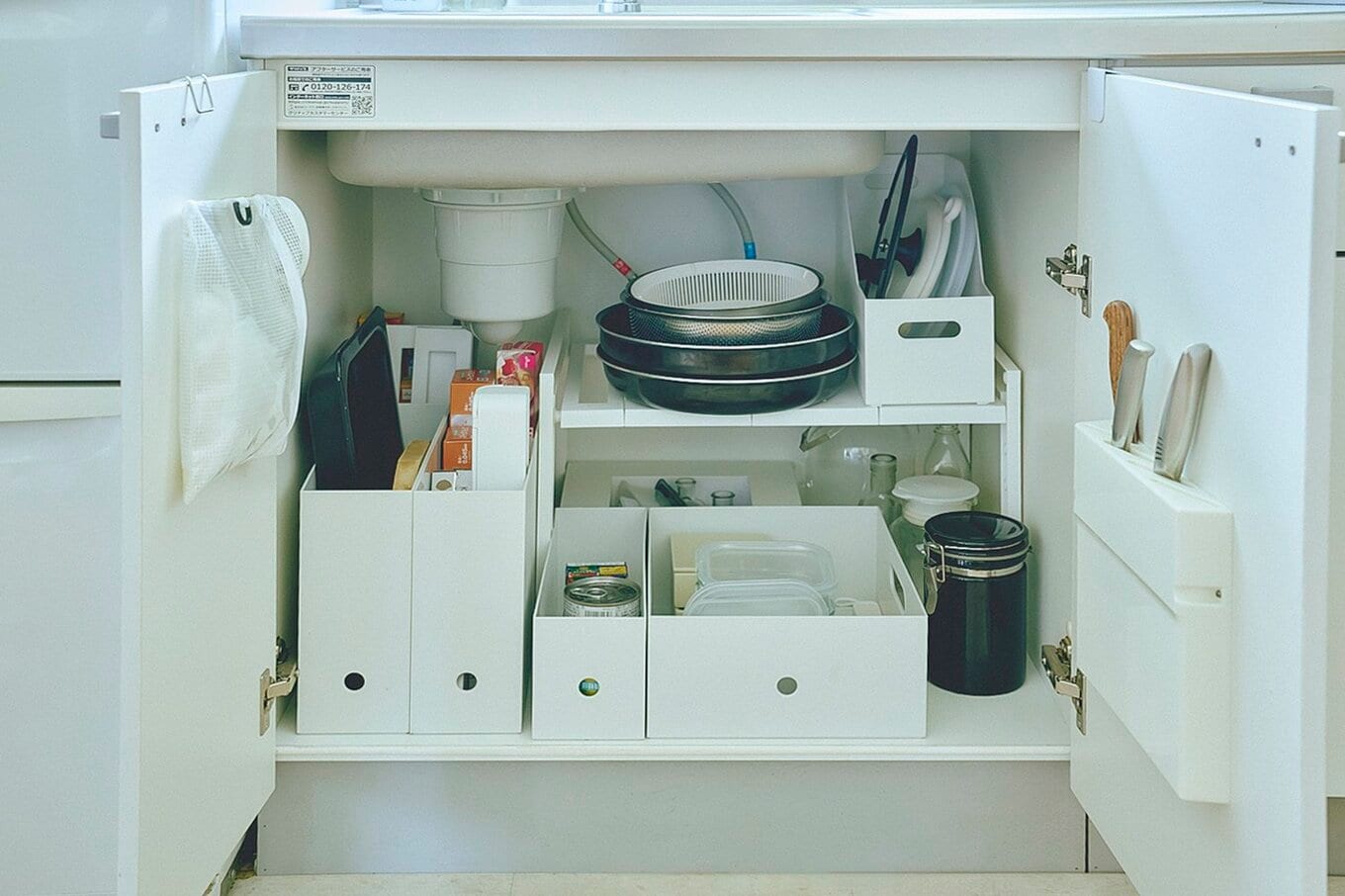 50代ひとり暮らし、ラクに片づく「キッチン収納」。調理器具は最小限に見直し | ESSEonline（エッセ オンライン）