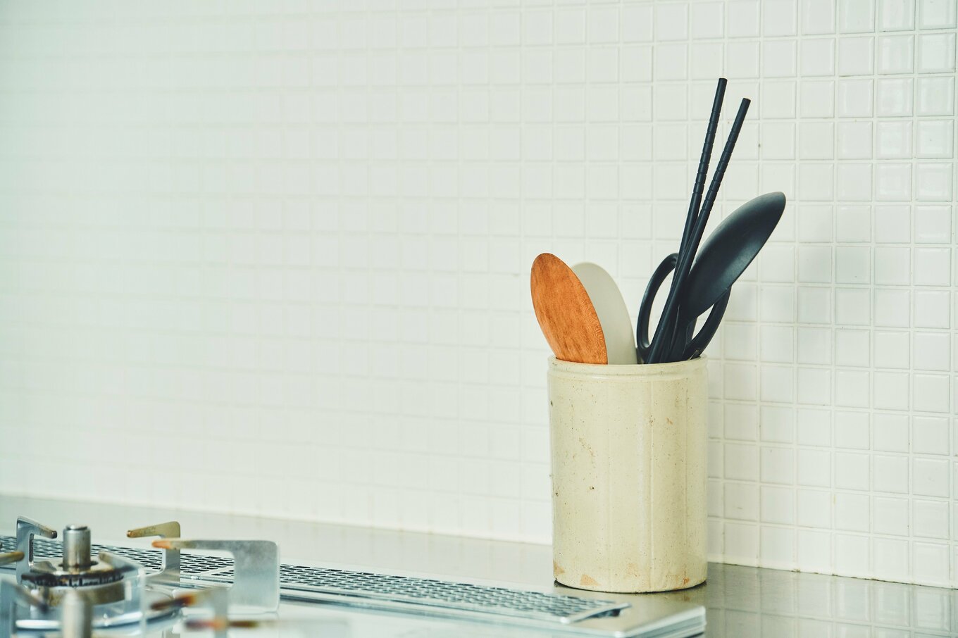 [写真](1ページ目)イライラが減る「夏のちょい片づけ」テク3つ。家じゅうやらなくてもスッキリ！ | ESSEonline（エッセ オンライン）