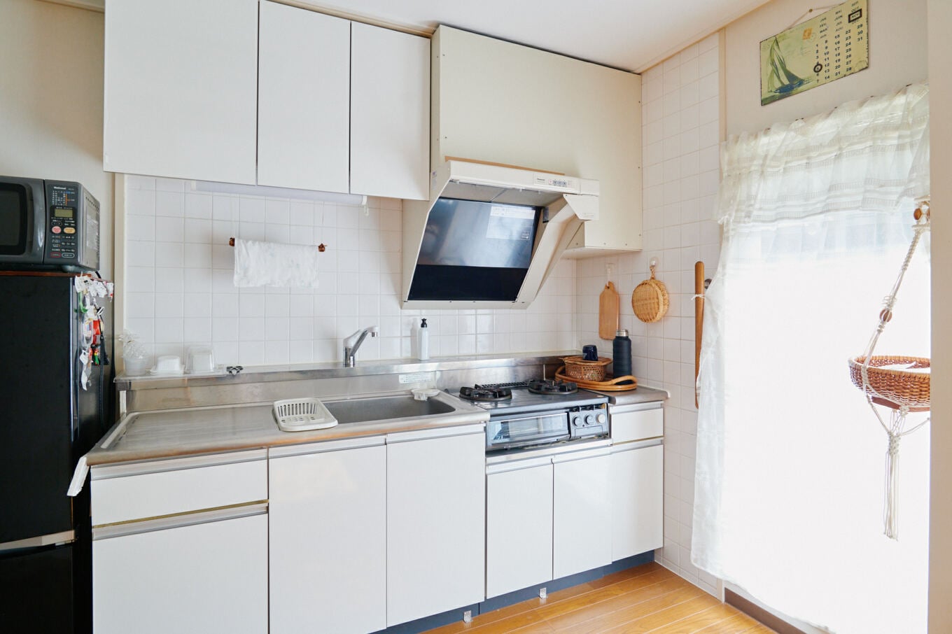 [写真](1ページ目)74歳、ひとり暮らしの「すっきり台所」。食器も最小限、料理もシンプル | ESSEonline（エッセ オンライン）