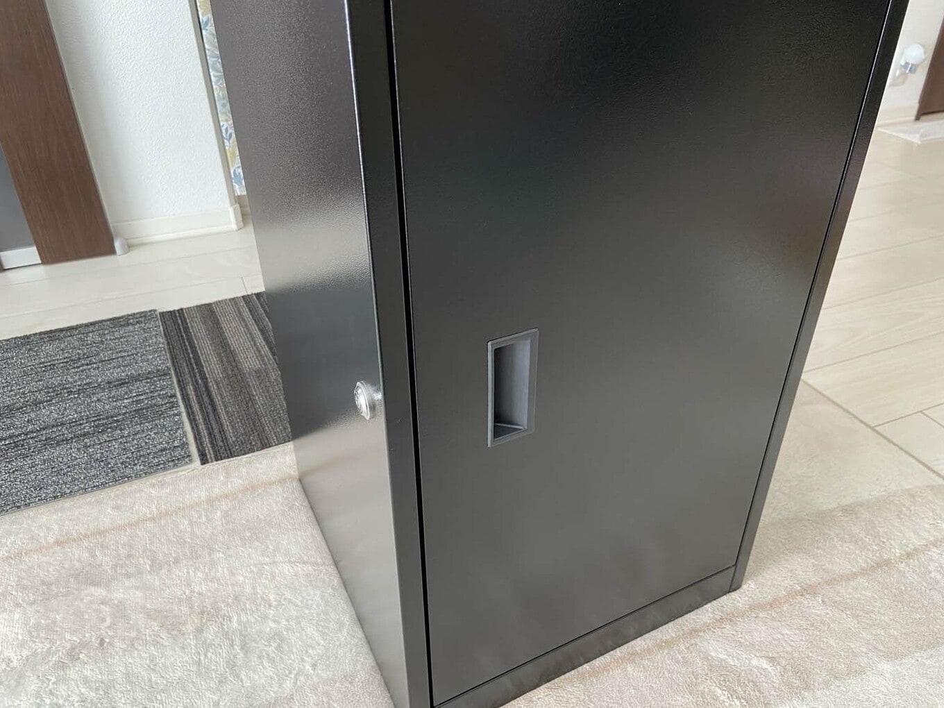 宅配ボックス選びで後悔。ネットの口コミ評価だけではわからない落とし穴3つ | ESSEonline（エッセ オンライン）