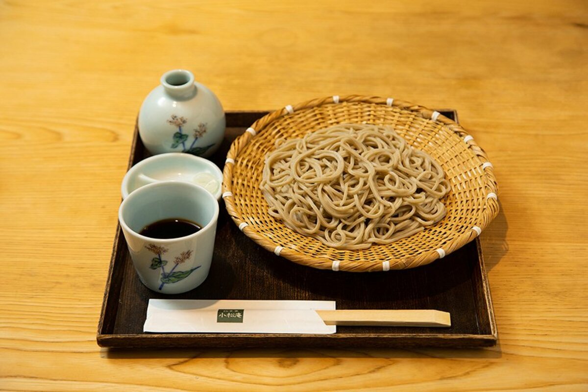 年越しそばを家でおいしくゆでるコツ。噴き出しそうになっても差し水はNG | ESSEonline（エッセ オンライン）