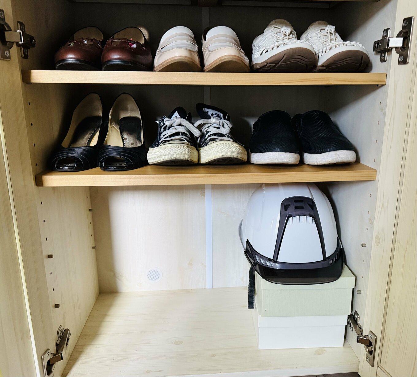 [写真](1ページ目)築50年団地ひとり暮らしの玄関で「処分してよかったもの」5つ。不潔に見えていた意外な原因とは：2025年7月トップ10 | ESSEonline（エッセ オンライン）