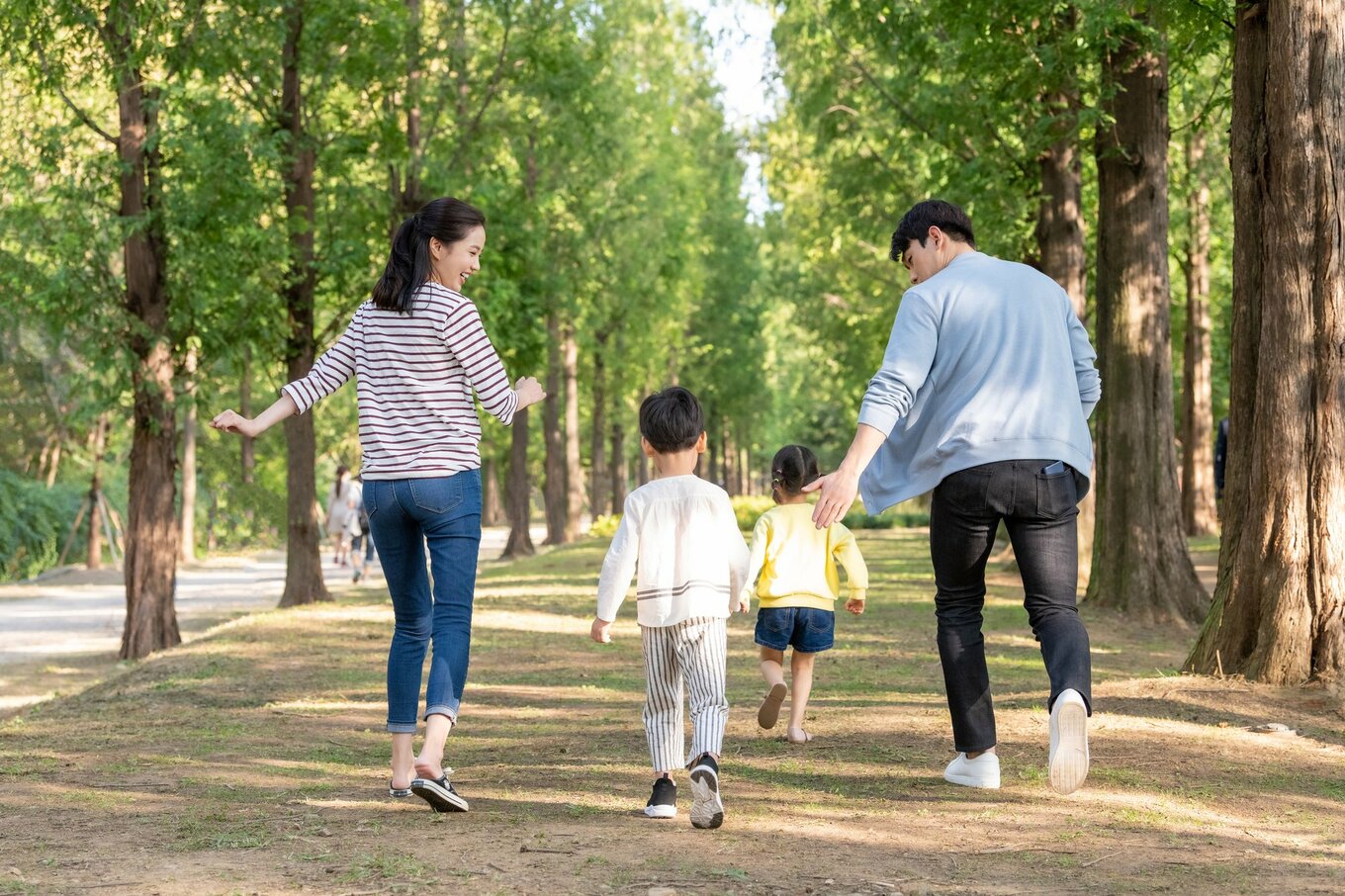 [写真](1ページ目)332人アンケート“結婚してよかった”と感じた瞬間。「老後を2人で過ごすことに不安はない」 | ESSEonline（エッセ オンライン）