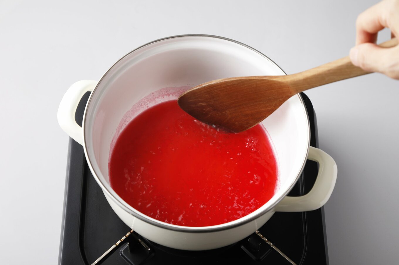 [写真](1ページ目)120年続く梅農家が教える、超簡単「万能調味料」2選。買った梅干しで＆初心者でも1年じゅうできる梅仕事 | ESSEonline（エッセ オンライン）