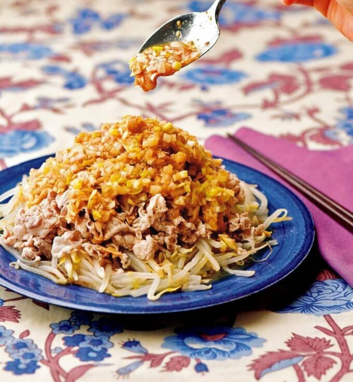 野菜がもりもり食べられる「豚しゃぶの香味ソースがけ」。低糖質でダイエットにも | ESSEonline（エッセ オンライン）