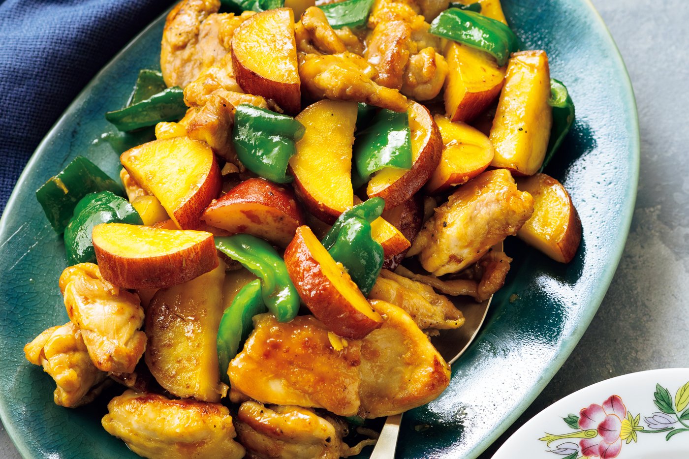 冬に食べたいサツマイモおかず。甘じょっぱい中華風炒めがおすすめ | ESSEonline（エッセ オンライン）