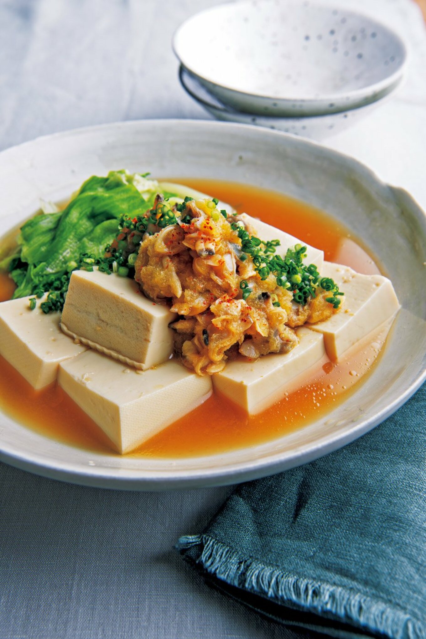 [写真](1ページ目)笠原将弘さんの「アサリ豆腐」と「卵焼き」。ワザを使ってふんわり優しい口当たりに | ESSEonline（エッセ オンライン）