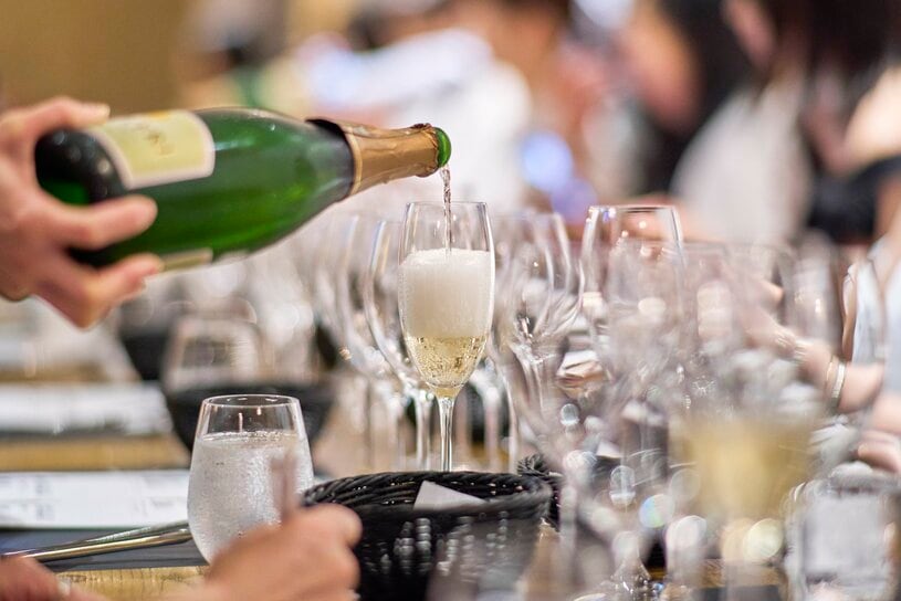 この夏話題、ドンキの「目盛りつき水筒」。1Lサイズなのに驚くほど軽い | ESSEonline（エッセ オンライン）