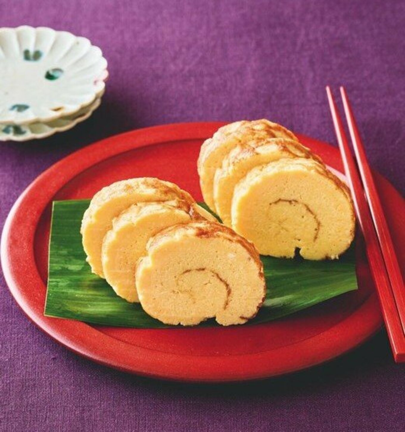 [写真](1ページ目)手軽な時短おせち「ふわふわ伊達巻き」「ミートローフ」レシピ。特別な道具なしでつくれる | ESSEonline（エッセ オンライン）