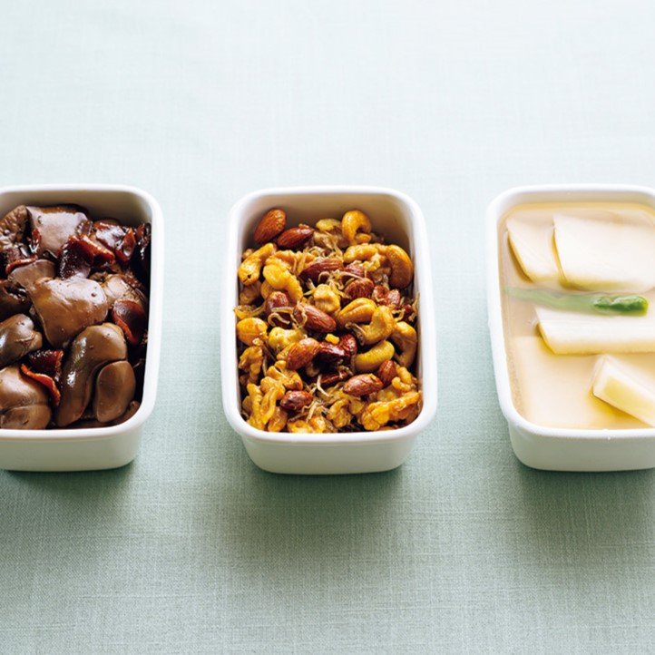 ESSE最新号のご案内―2024年11月号＜巻頭特集：「老けない食べ方、老ける食べ方」＞ | ESSEonline（エッセ オンライン）