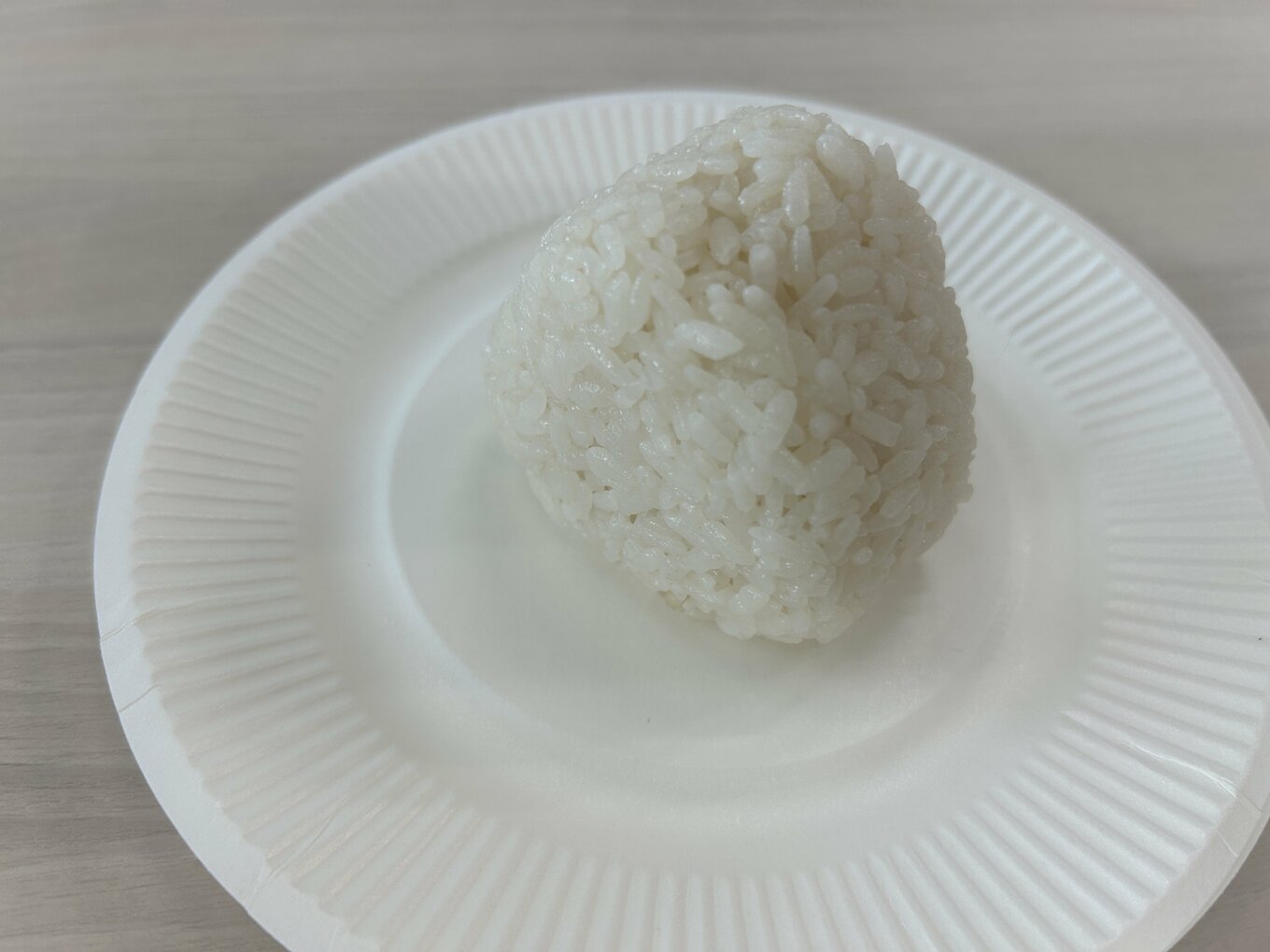 スリコで個性派「おにぎり」が買えるって本当？300円で意外な味わいをゲット | ESSEonline（エッセ オンライン）