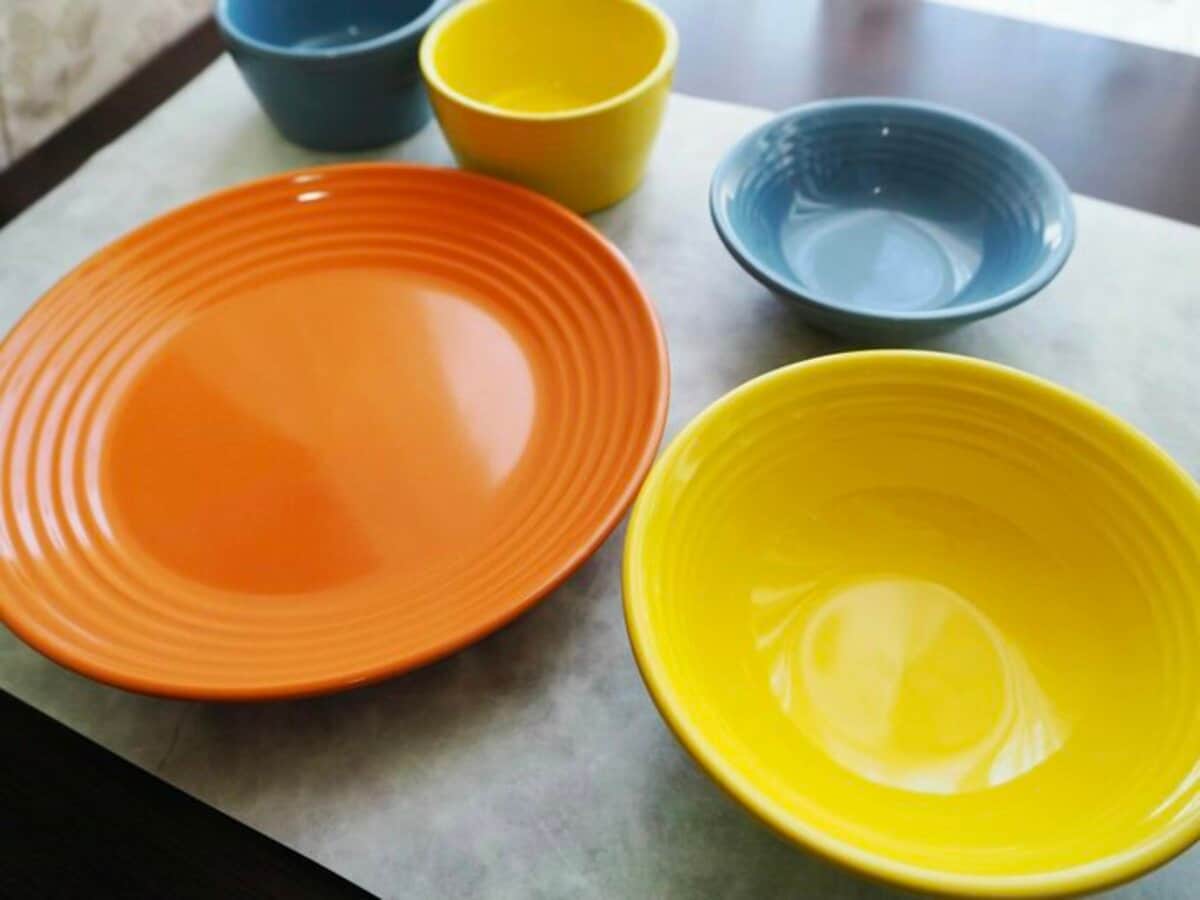 セリアの食器が食卓に春を連れてくる！「とにかく食事映りがいい」と感動 | ESSEonline（エッセ オンライン）