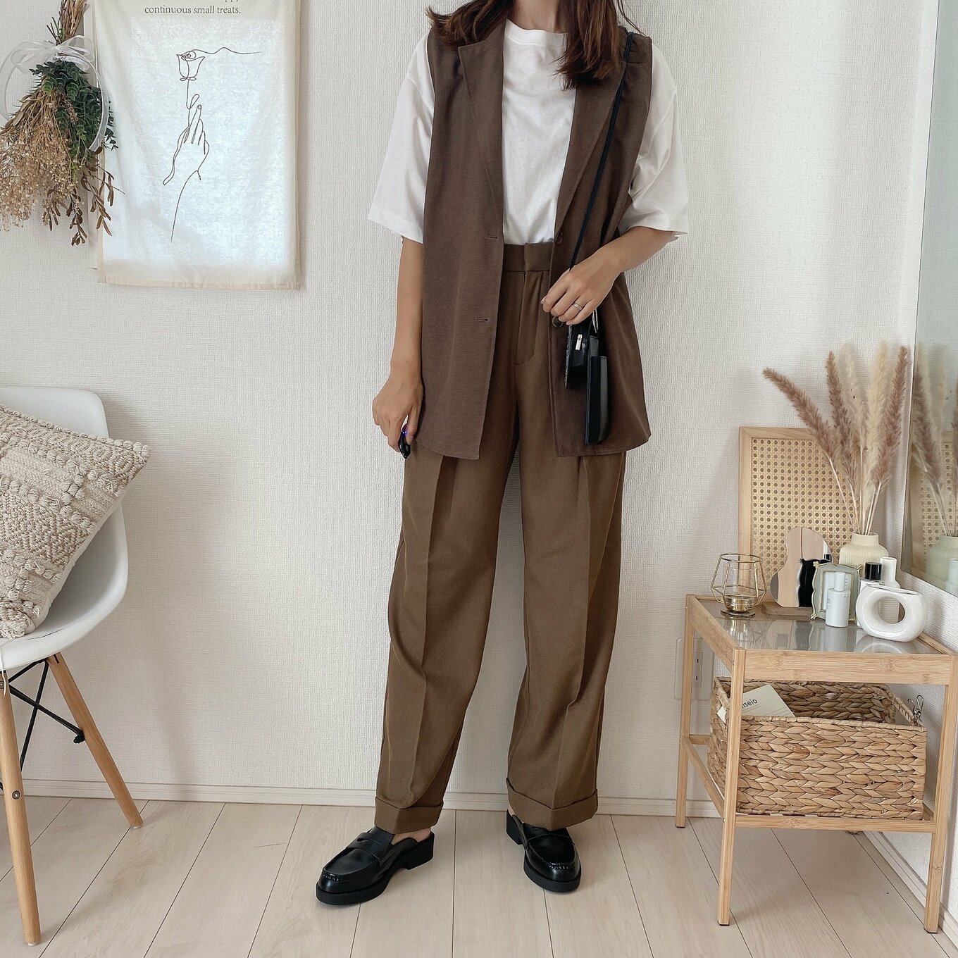 [写真](1ページ目)40代の体型カバーに。GUの1990円ワイドパンツは売りきれ注意 | ESSEonline（エッセ オンライン）