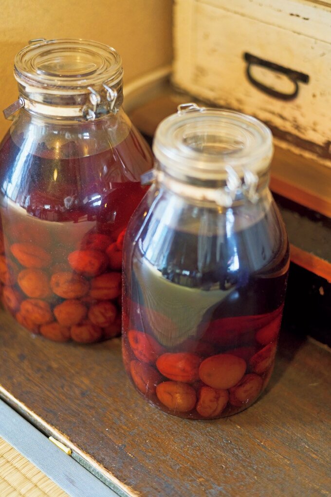 [写真](1ページ目)60歳目前・一田憲子さん「体が機嫌よく動く」ための習慣。毎日散歩、朝食に果物を | ESSEonline（エッセ オンライン）