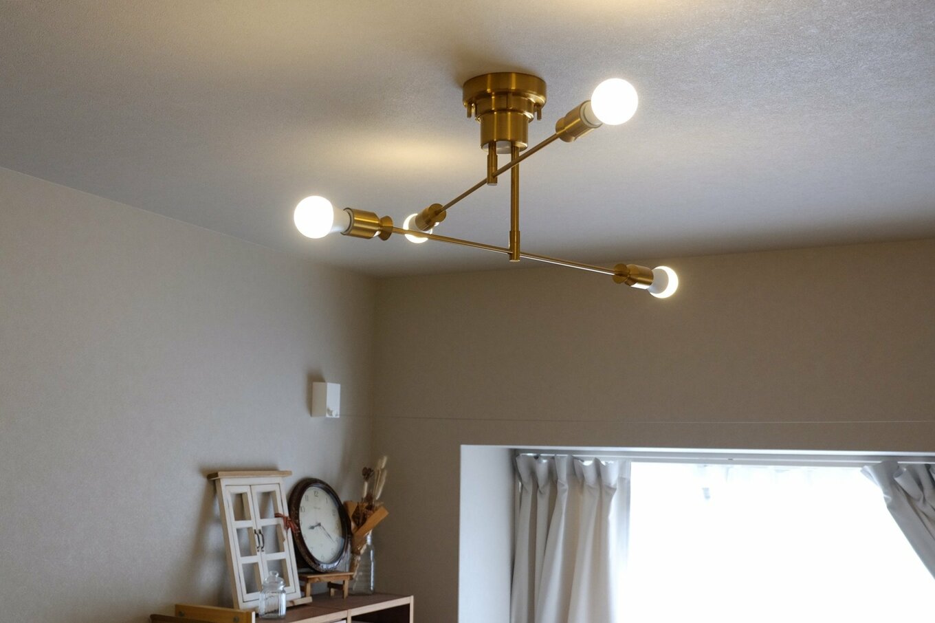 [写真](1ページ目)40代「室内干し」が一気にラクになった便利グッズ。“存在感が薄い”から出しっぱなしできる | ESSEonline（エッセ オンライン）