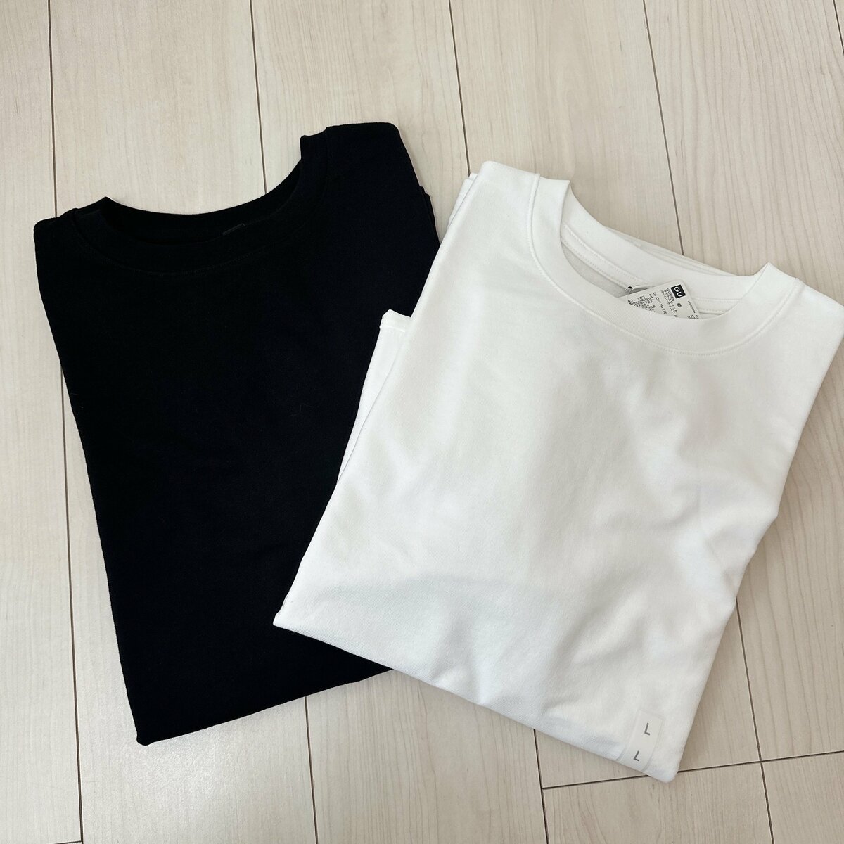 アラフォーがGUで「思わず2色買いした」ロンT。薄手のスウェット生地が季節の変わり目に便利すぎ：2025年4月トップ10 | ESSEonline（エッセ オンライン）